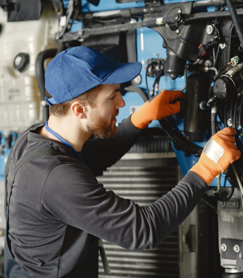 Expert Boat Engine Rebuilding Services In Vancouver, BC